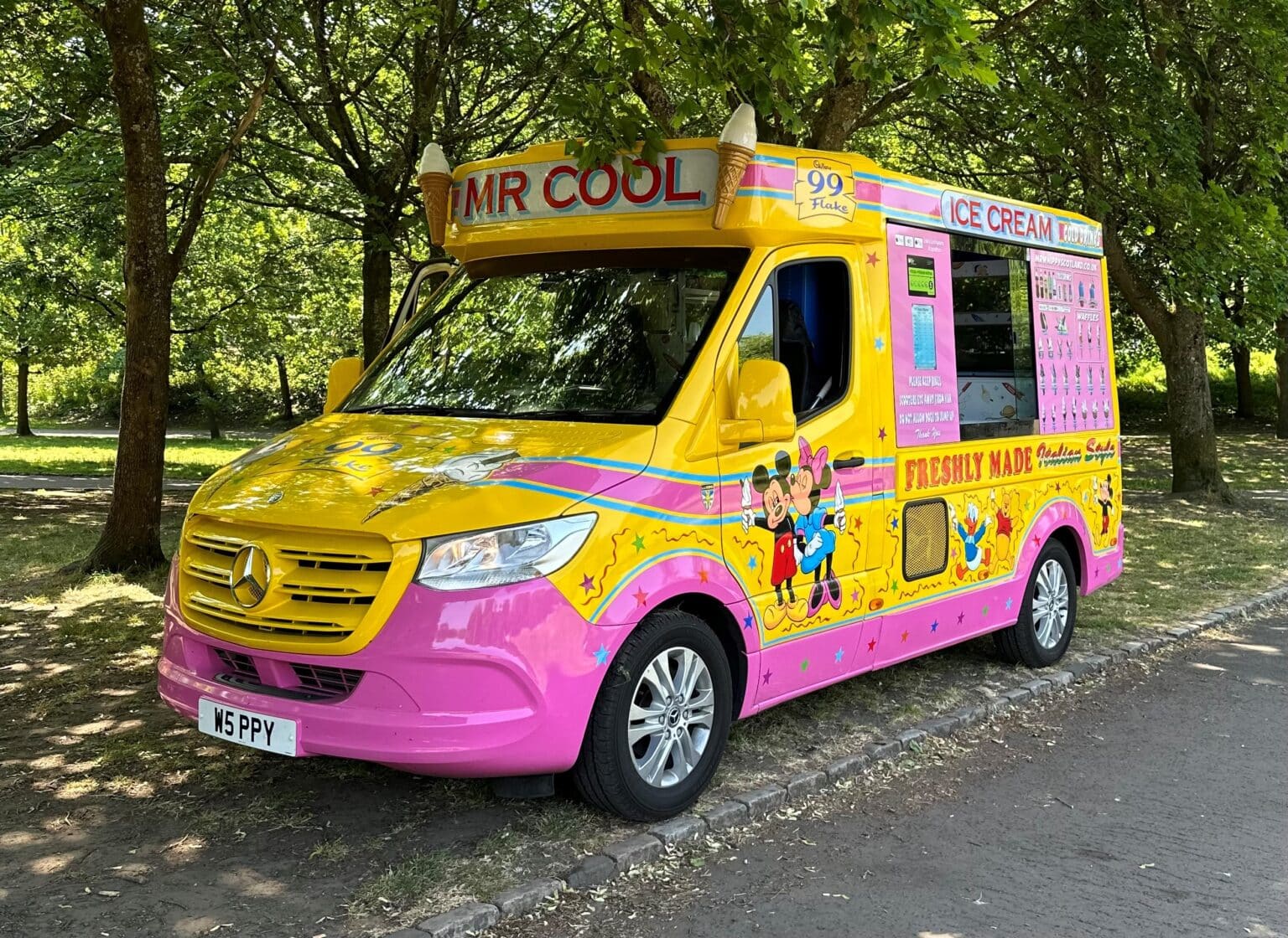 Mr Whippy Ice Cream Van Hire - Mr Whippy Scotland - Ice Cream Van Hire ...